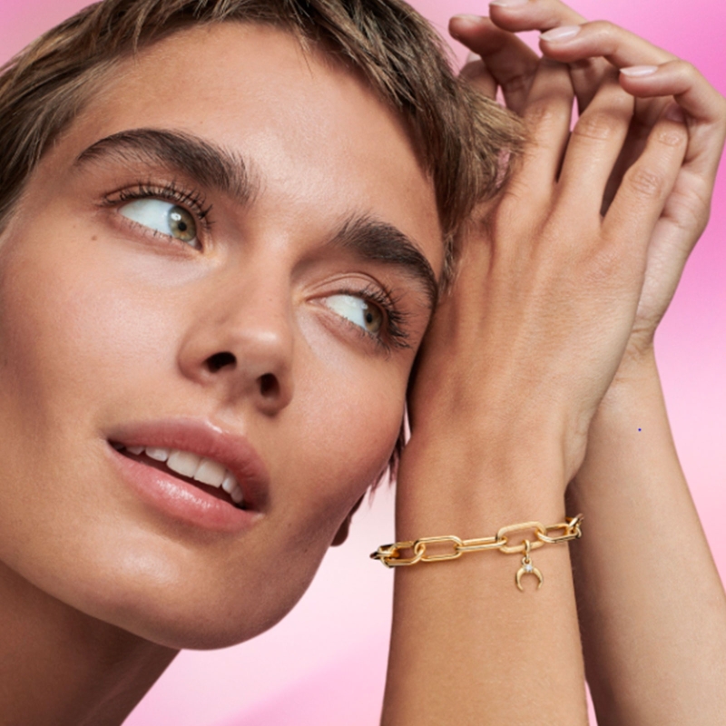 Charm Pandora Mini Colgante Luna Creciente de Pandora ME 762692C01 ...