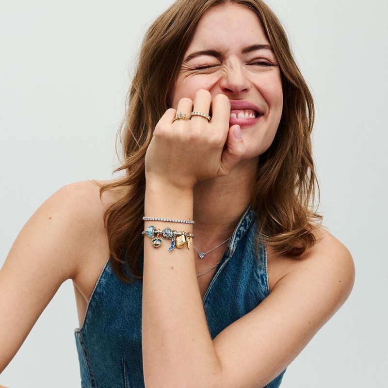 Charm Pandora Colgante Doble Carroza Cenicienta 763072C01 - Joyerías ...