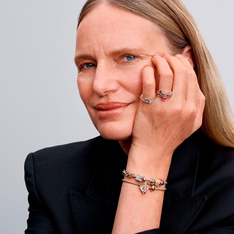 Pulsera Pandora Moments Tachuelas 593681C00 - Joyerías Sánchez