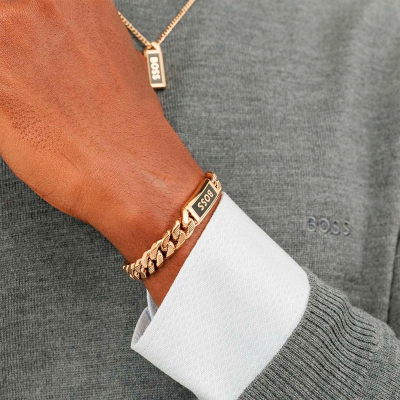 Pulsera Hugo Boss Hombre Kassy Emblem Acero Dorada 1580680M - Joyería ...