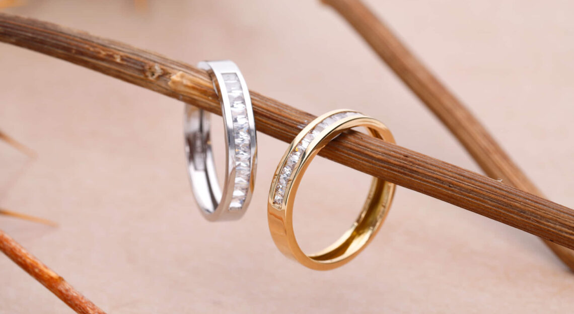 Cómo combinar anillos: Consejos e ideas – Joyeria Sanchez - Blog