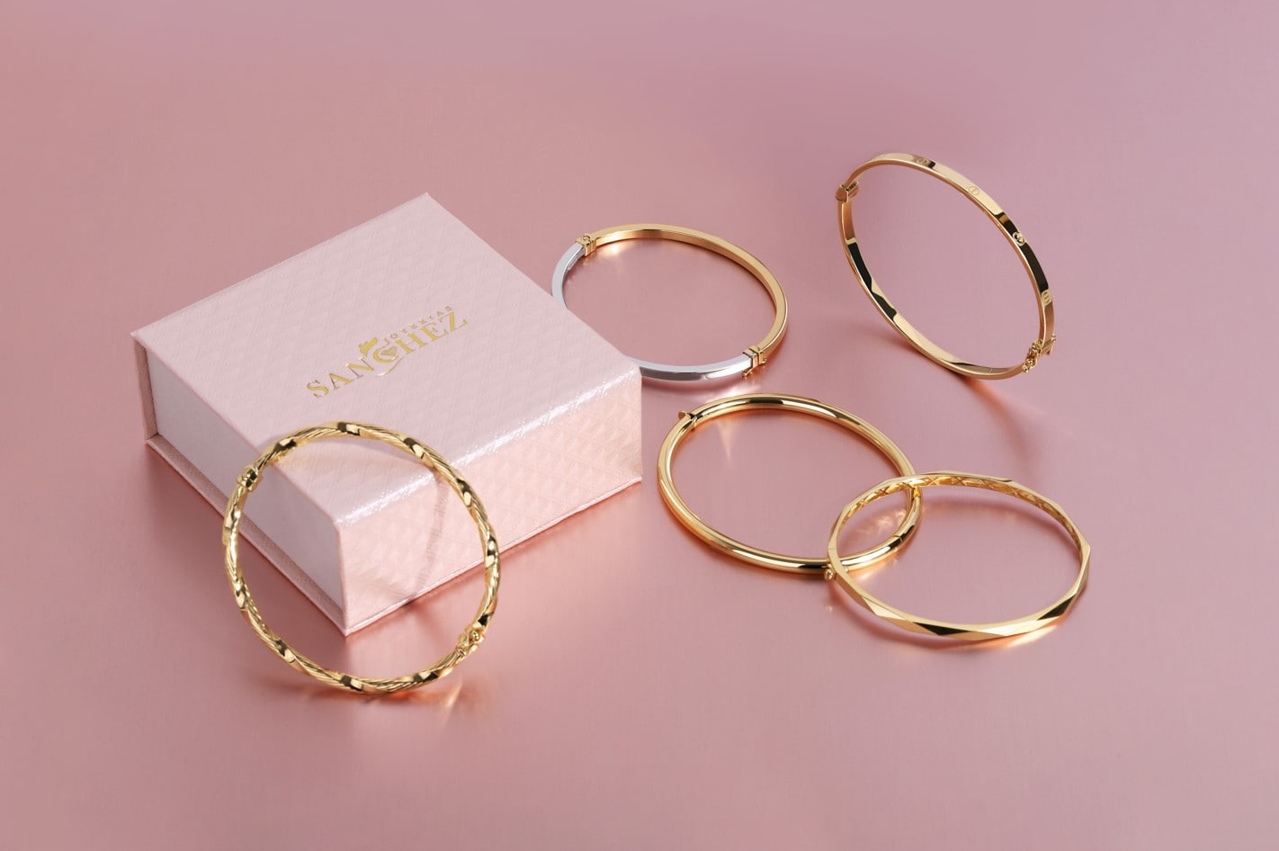 Cuáles son los tipos de pulseras en joyería | Joyería Sánchez